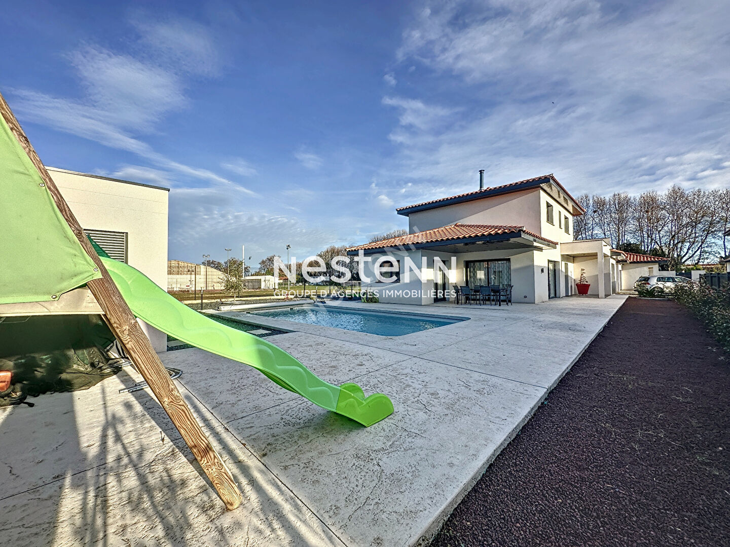 A VENDRE - CANOHES - Villa 4 faces - 4 chambres - Garage - Piscine