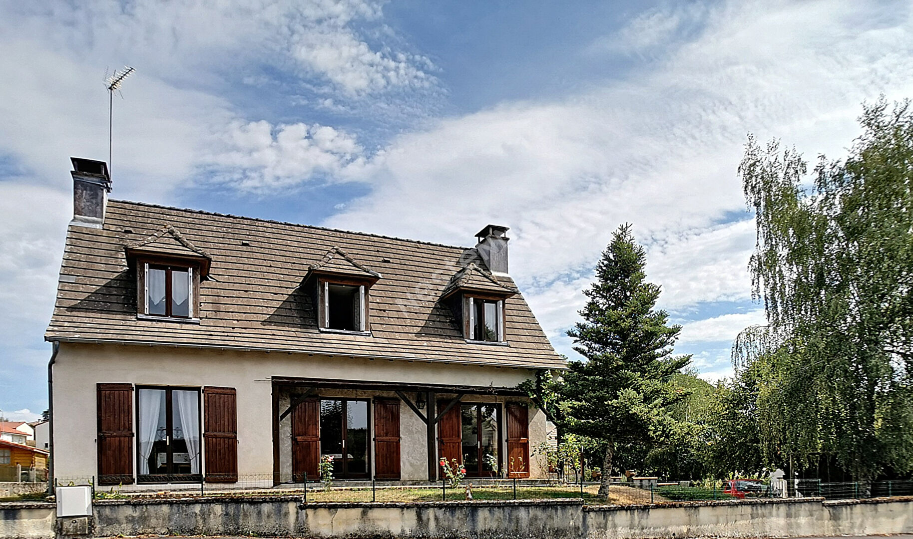 VENDU ! A l'entree d'Aurillac, Maison de Type 5 d'une surface de 142 m2 ...