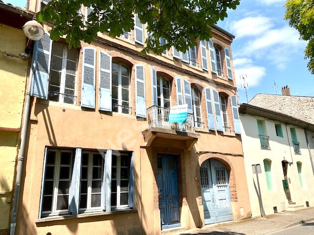 PAMIERS : IMMEUBLE DE CARACTERE COMPOSE DE 2 APPARTEMENTS T4 + UN ...